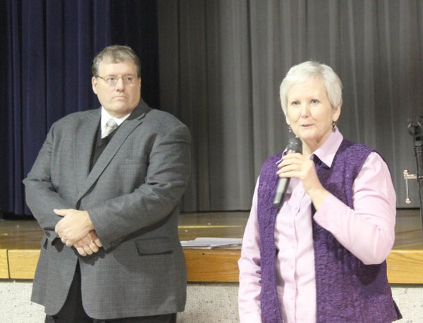South Callaway staff meets new superintendent | Jefferson City News Tribune South Callaway staff meets new superintendent | Jefferson City News Tribune