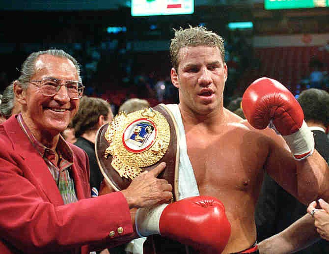 Heavyweight boxer Tommy Morrison dies at 44 | Jefferson City News Tribune