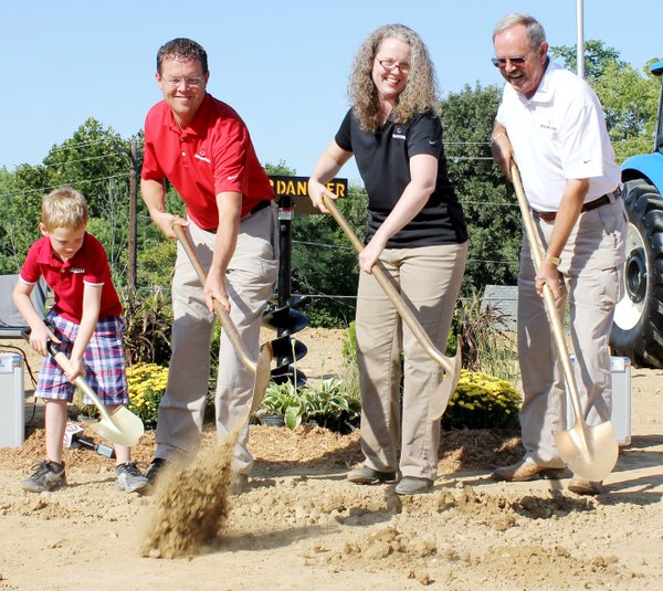Danuser celebrates Fulton expansion | Fulton Sun
