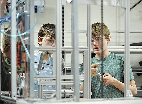 Area students gear up for robotics competition | Jefferson City News ...