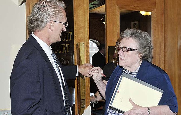 Judge backs Housing Authority's possession of 7 Buescher properties ...