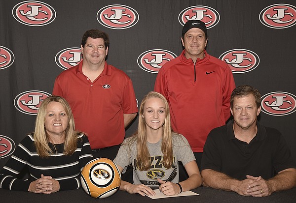 Luebbert signs to play soccer at Missouri | Jefferson City News Tribune