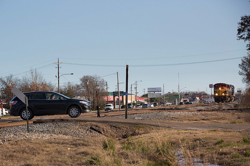 Ashdown police push rail crossing safety | Texarkana Gazette