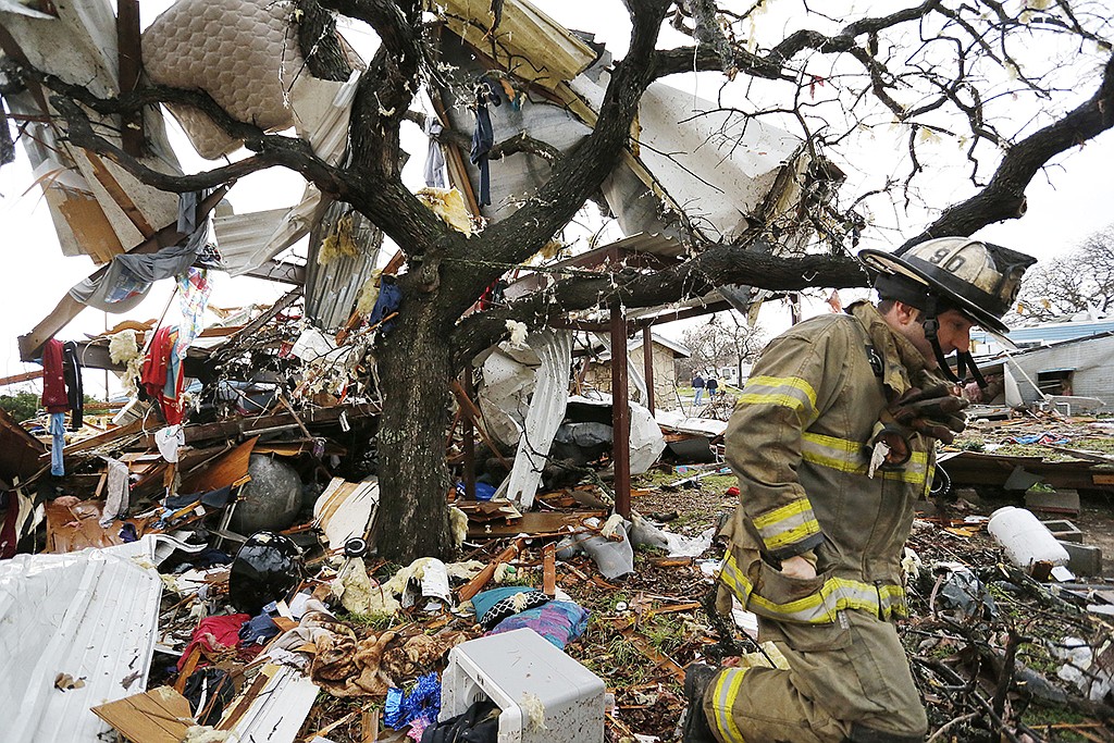 Storms cause flooding, possible twisters | Texarkana Gazette Storms cause flooding, possible twisters | Texarkana Gazette
