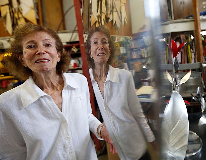 Lin Emery, 90, making monumental art in delicate motion | Jefferson ...