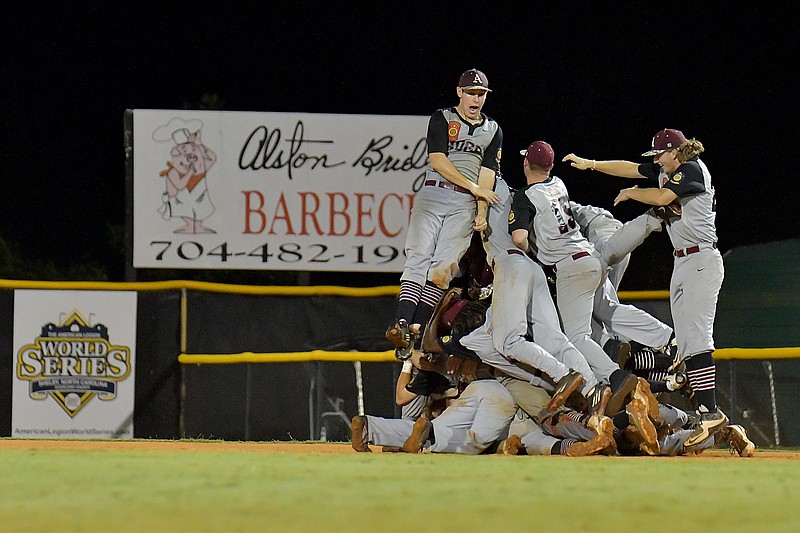 Texarkana Razorbacks win World Series