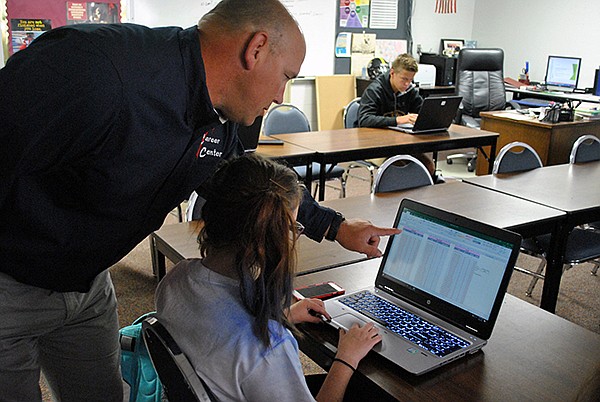 Eldon schools introduce informatics program