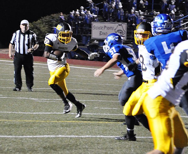 Fulton tries to maintain district position when it hosts Mexico tonight ...