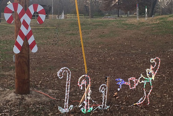 Have you seen these elves? | Fulton Sun