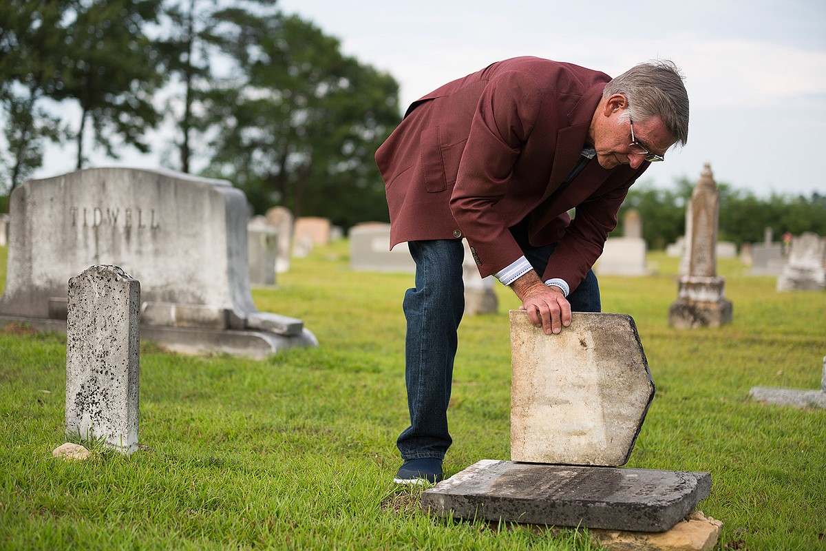 Sand Hill recognized as a historic cemetery | Texarkana Gazette