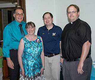 St. Paul's Lutheran Church honors retiring pastor | California Democrat