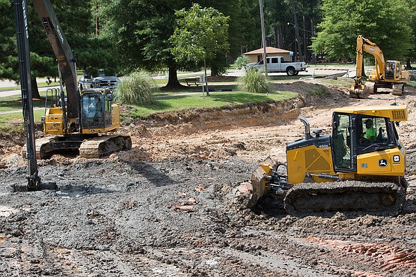 Residents cry foul over 'duck muck' dumping | Texarkana Gazette