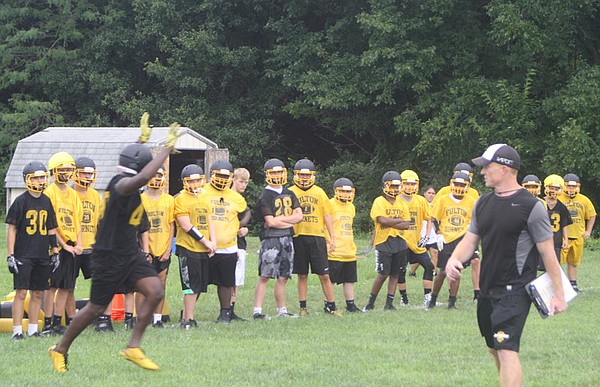 Logan era begins as Hornets receive fresh start | Fulton Sun