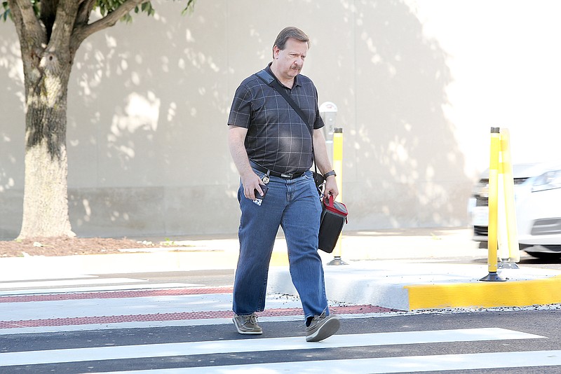 Solar-powered crosswalk lights installed