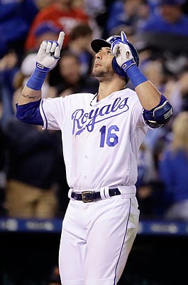 Orlando sparks Royals past Tigers | Fulton Sun