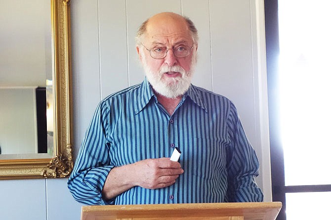 Professor speaks on racial issues | Fulton Sun