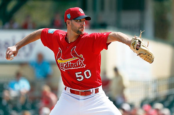 Wainwright struggles with control in debut