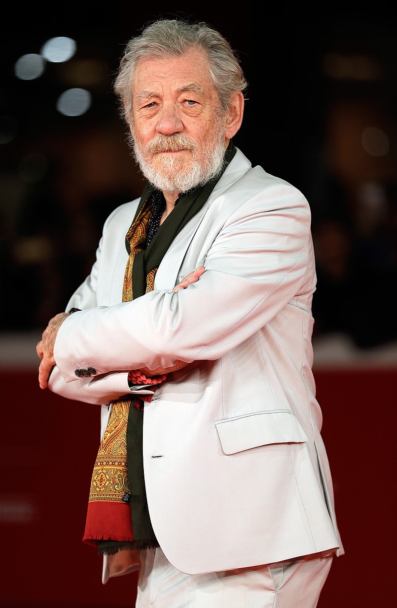 Ian McKellen apologizes for remarks about Spacey, Singer | Texarkana ...