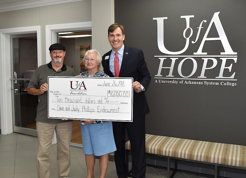 Emmett couple donate $10K for endowed science and technology ...