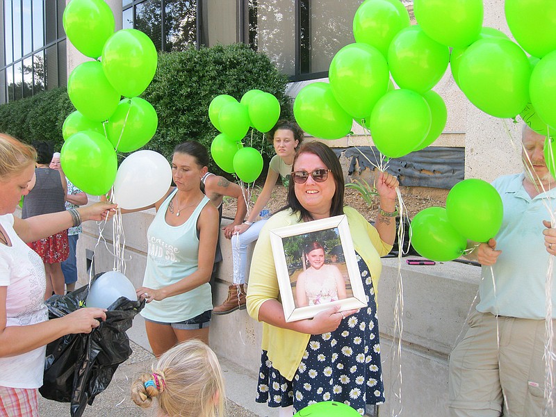 Balloon release to honor Morgan Angerbauer in downtown Texarkana ...