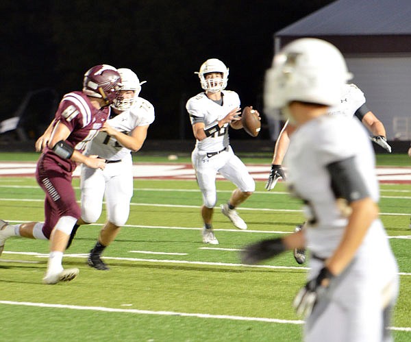 Versailles hosting Hallsville with things left to achieve | Fulton Sun