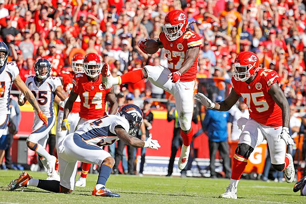 Chiefs complete sweep of Broncos with 30-23 victory | Fulton Sun