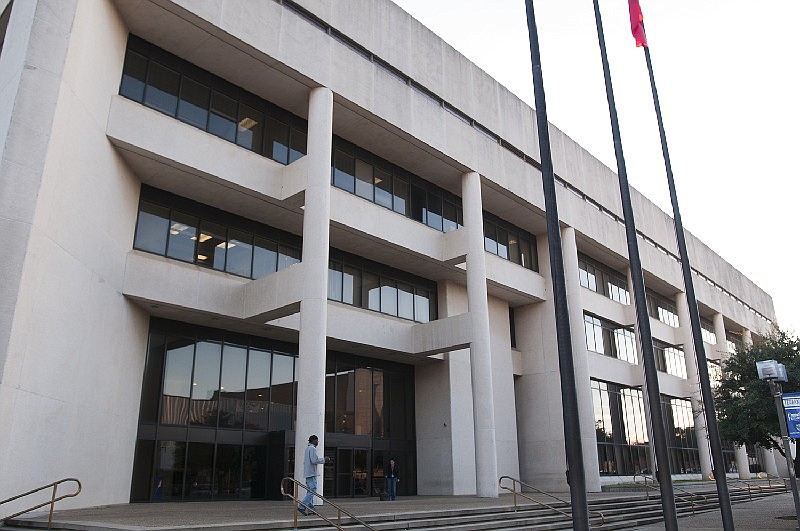 County jail in spotlight in Austin | Jail Standards agency to discuss ...
