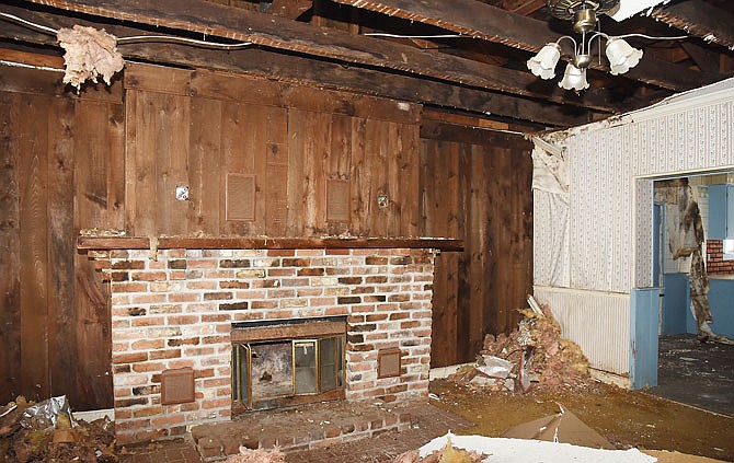 Residents, developers flock to historic Parsons House | Jefferson City ...