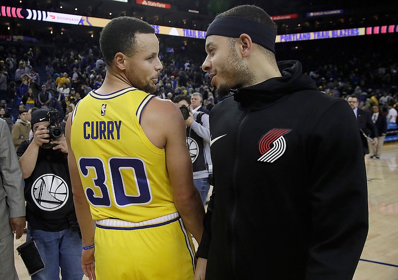 Brothers Steph, Seth Curry in three-point contest | Texarkana Gazette