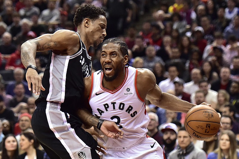 Raptors beat Spurs