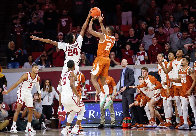 Bieniemy preserves Sooners' 69-67 defeat of Longhorns | Texarkana Gazette