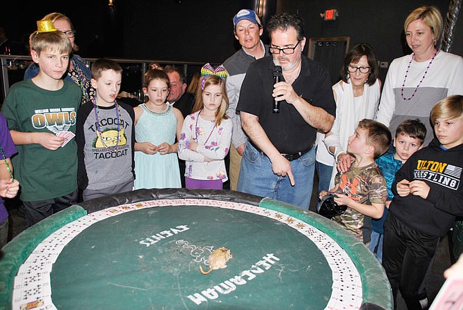 Rotary raises funds at the races | Fulton Sun