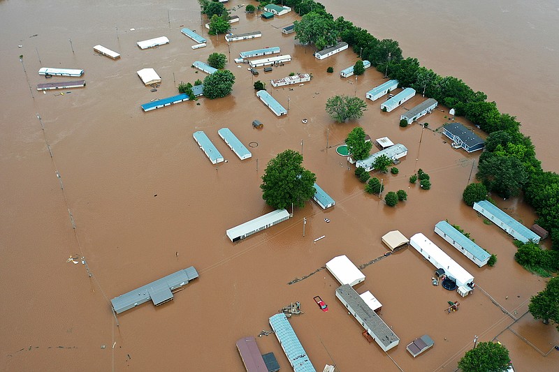 Intense rainfall causes Southern flooding | Texarkana Gazette