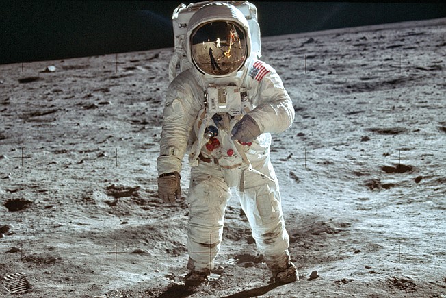 Nation marks 50 years after Apollo 11's 'giant leap' on moon ...