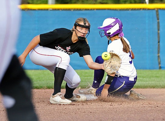 Not many adjustments needed for Lady Jays softball | Jefferson City ...