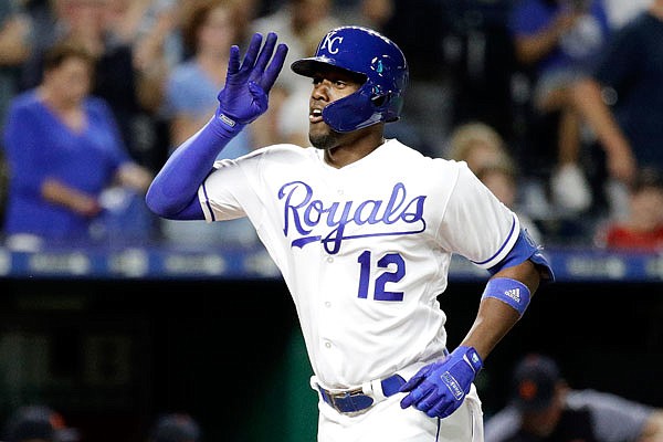 Soler extends Royals record with 40th HR in win vs Tigers | Fulton Sun