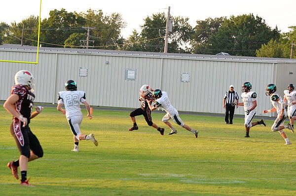 Tipton looks to build off opening victory in game against North Callaway