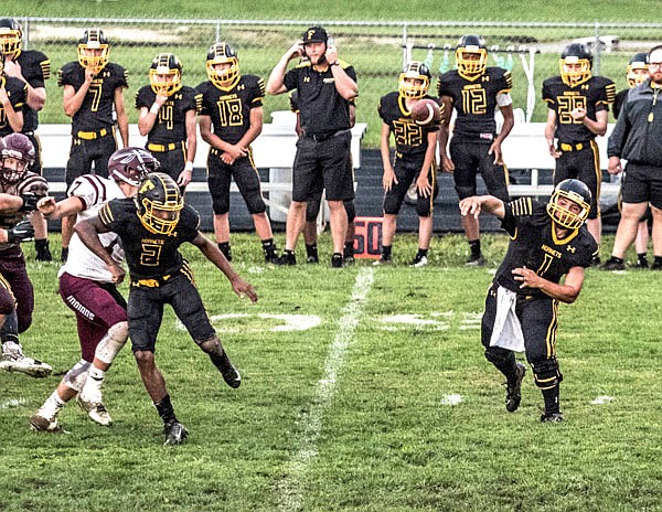 Fulton prepares to host Moberly after losing Foster to injury | Fulton Sun