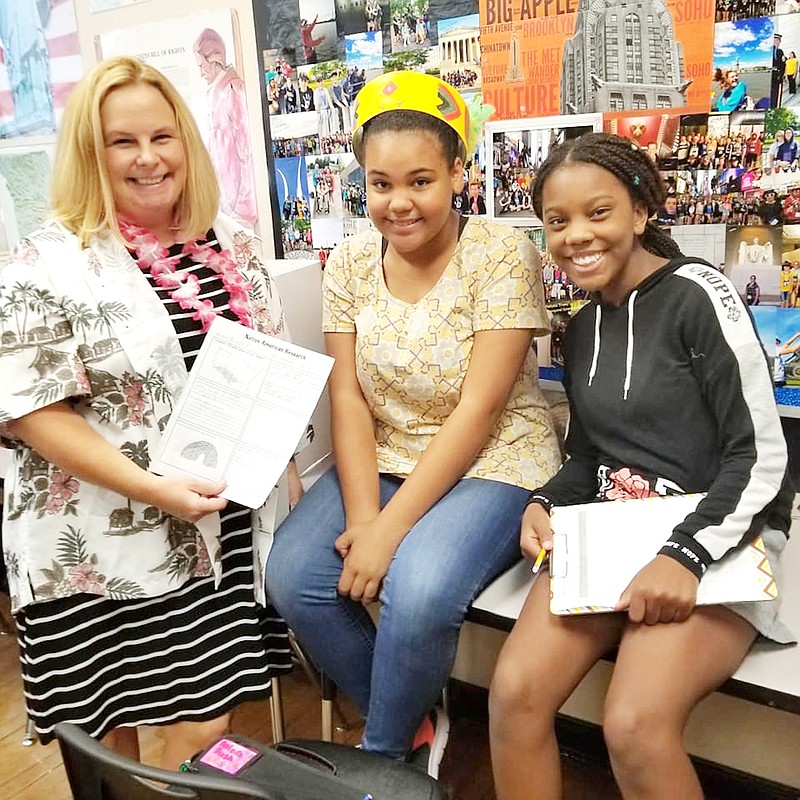 Fulton Rotary provides grant to Fulton Public Schools | Fulton Sun