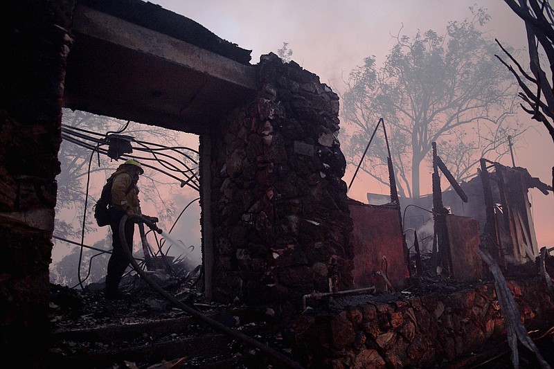 Crews battle wildfires in Los Angeles, wine country | Fulton Sun