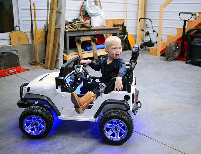 Go Baby Go car widens child's horizons | Jefferson City News Tribune