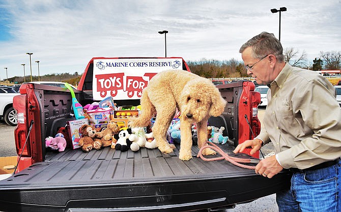Riley Chevrolet continues tradition of sharing blessings | Jefferson ...