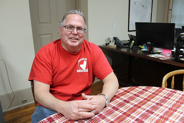 Figgins named interim Moniteau County assessor