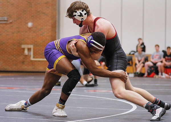 Jays wrestling gets dual victory against Hickman | Jefferson City News ...