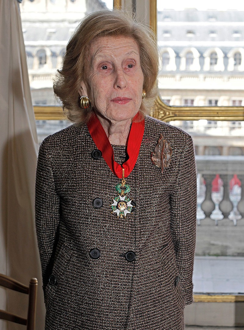 Anne Cox Chambers, wealthy newspaper heiress, dies at 100 | Texarkana ...