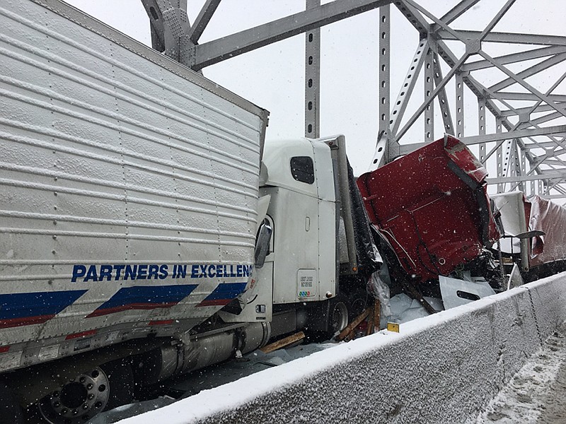 Westbound I-70 reopens at Missouri River bridge at Rocheport ...