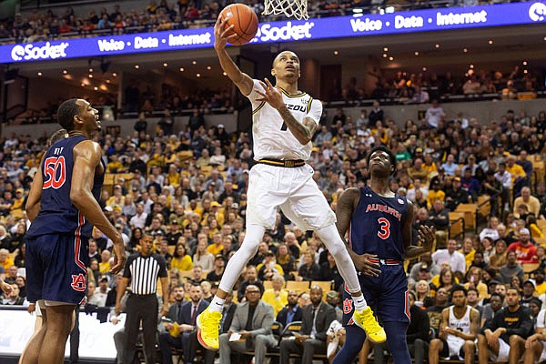 Missouri offense leans on point guard duo | Jefferson City News Tribune