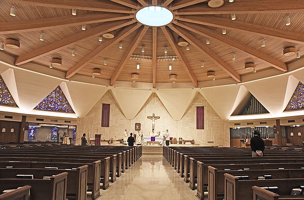Jefferson City bishop celebrates Mass in nearly empty St. Joseph ...