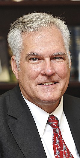 Former county prosecutor Mark Richardson files for circuit judge ...