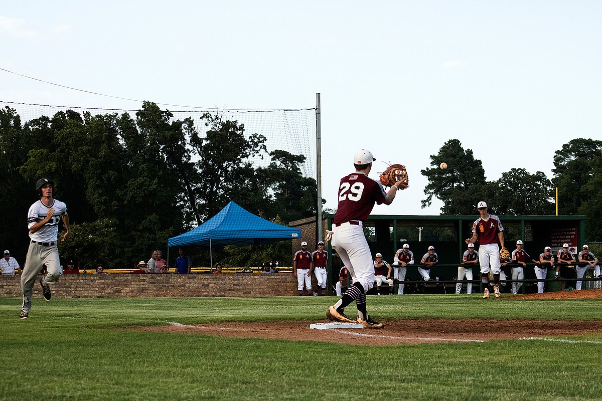 Razorbacks get new coach this season | Texarkana Gazette